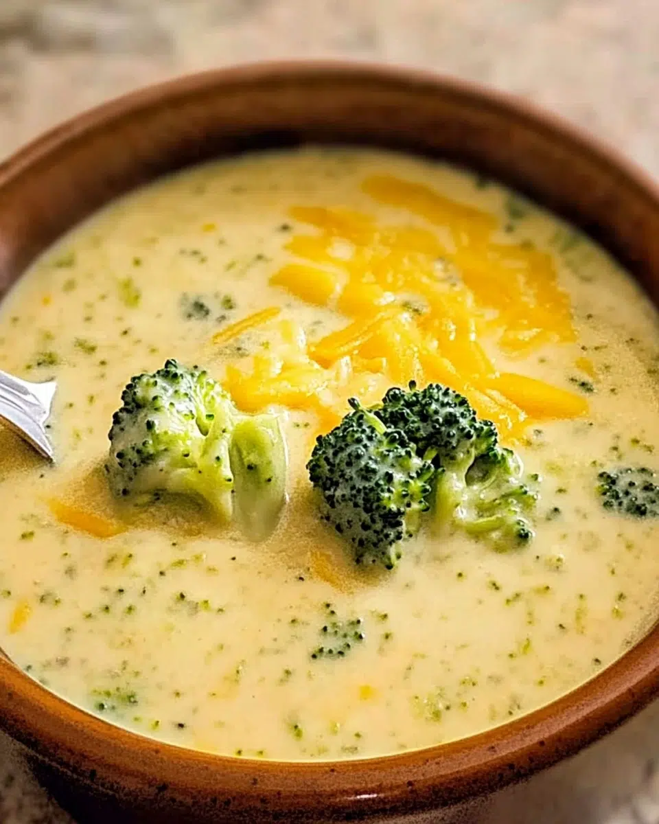 Easy Creamy Broccoli Cheddar Soup